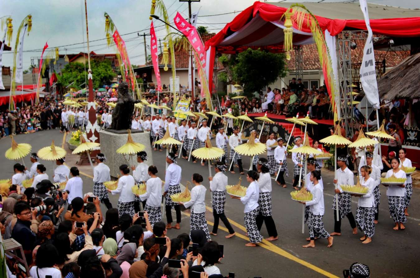 10 Festival Budaya Jawa Barat dengan Nilai Budaya Unik