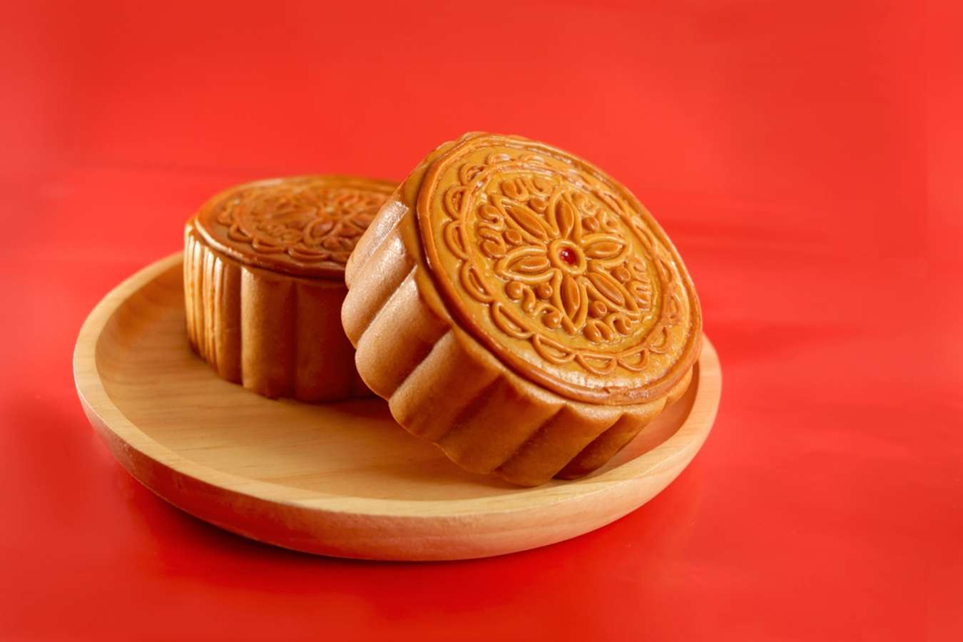 Where to Buy the Best Mooncakes in Singapore: Top Picks for 2024