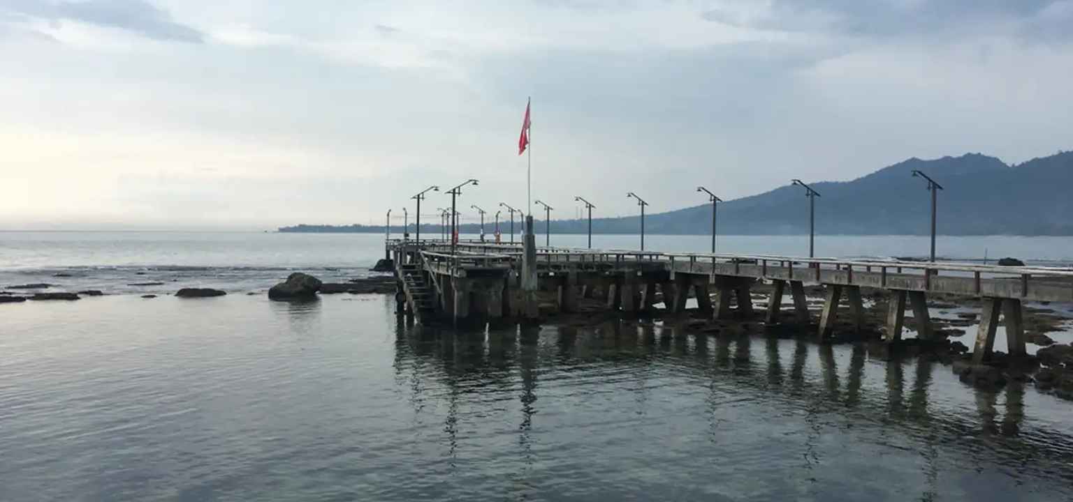 10 Villa di Pantai Carita dengan View Pantai