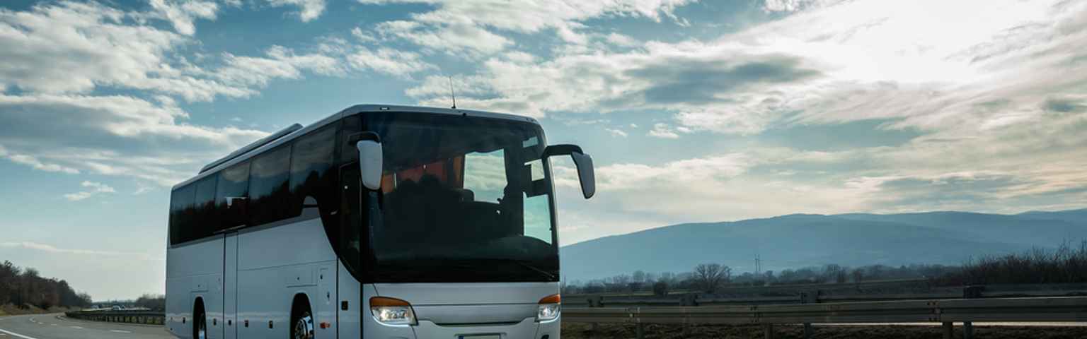 5 Rekomendasi Sleeper Bus Semarang - Jakarta, Harga Tiket & Fasilitas