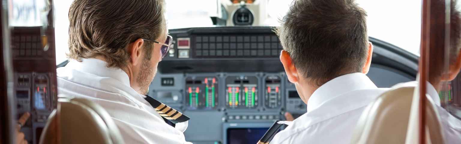 Beda Pilot dan Co-Pilot dalam Penerbangan, Ini Penjelasannya