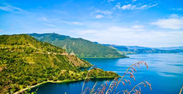 Rute, Fasilitas & Harga Tiket Kereta Manahan Priority KAI