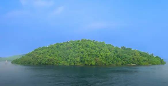 Cara ke Pulau Merak Kecil: Lokasi, Harga Tiket, Fasilitas, dan ...