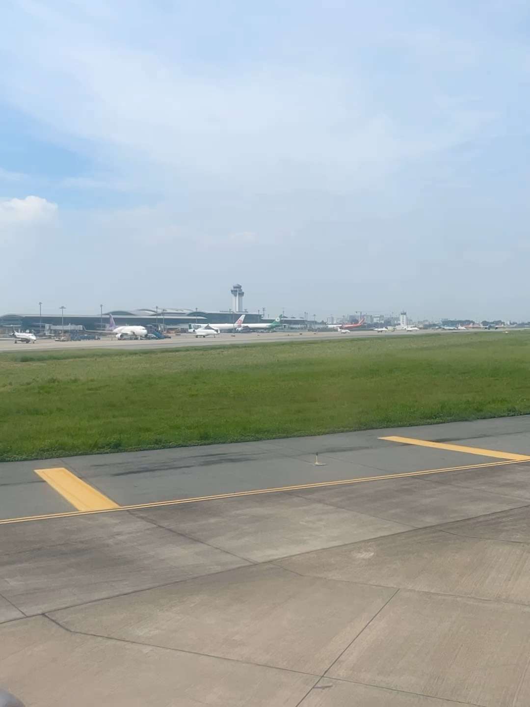 Tan Son Nhat International Airport (SGN): Airport Fast Track Service in ...