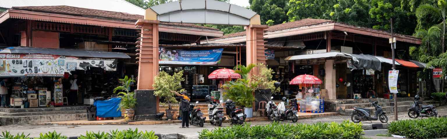 Barang Branded Murah di Pasar Taman Puring