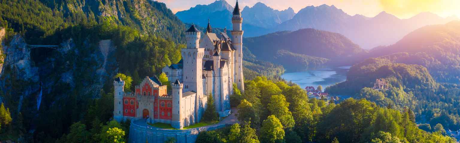 Kastil Neuschwanstein, Kastil Abad ke-19 di Jerman