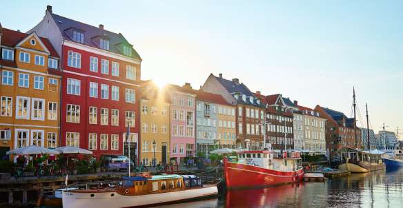 Semeru Trans Bus Sleeper: Rute, Fasilitas & Harga Tiket