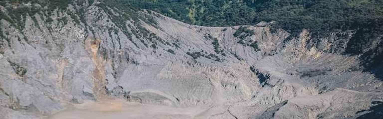 10 Wisata Dekat Tangkuban Perahu, Plus Rekomendasi Hotel Nyaman!