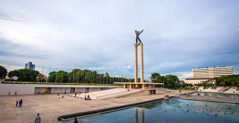 Rute, Fasilitas & Harga Tiket Kereta Manahan Priority KAI