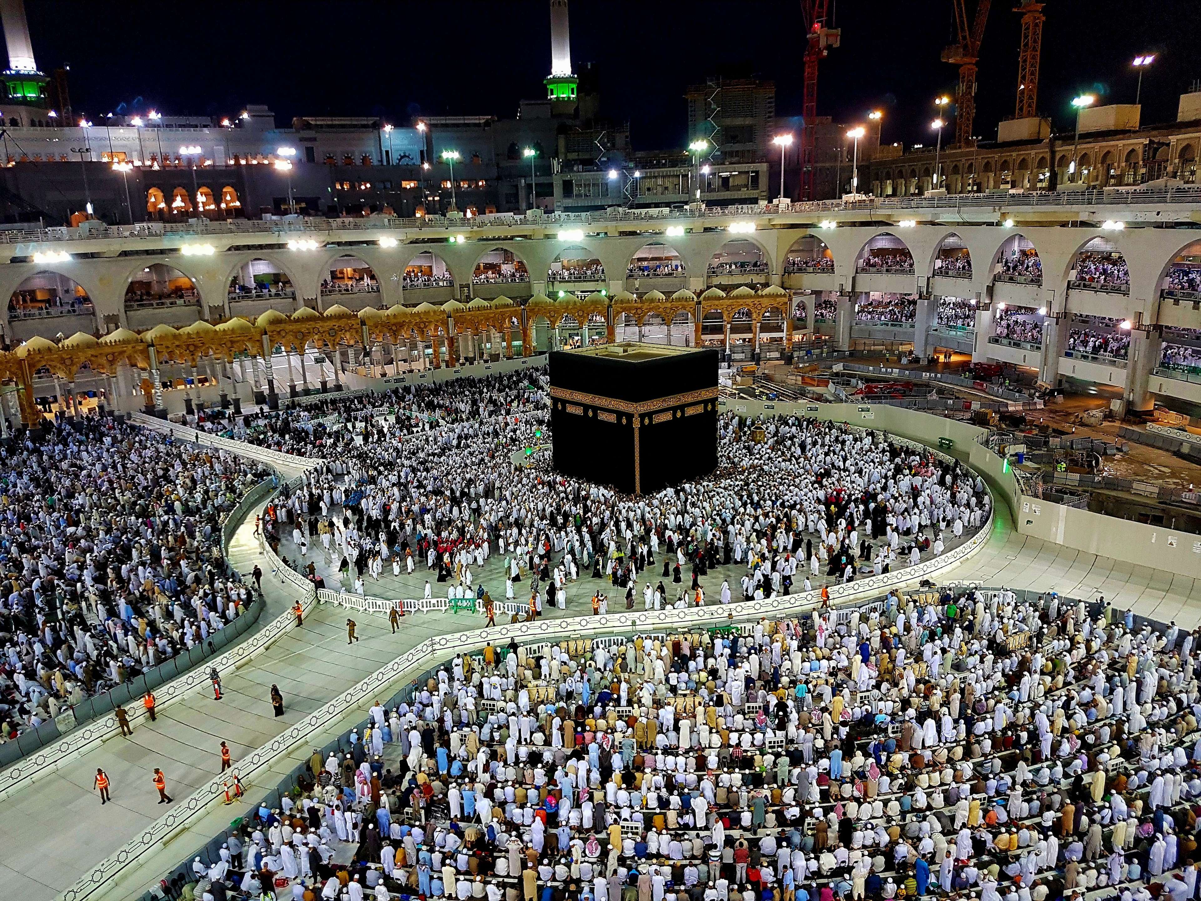 Masjid Sheikh Zayed: Sejarah, Keistimewaan, dan Fakta Lainnya