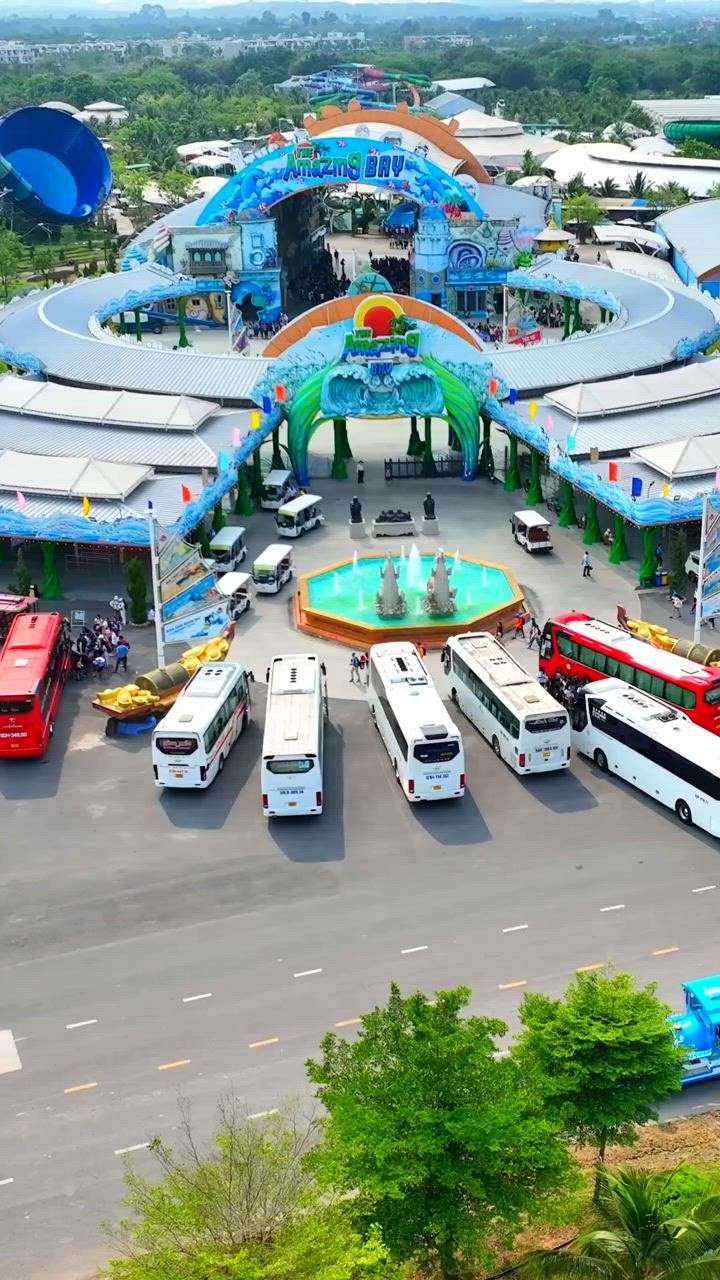 Vé Công viên nước The Amazing Bay 2026 - Traveloka