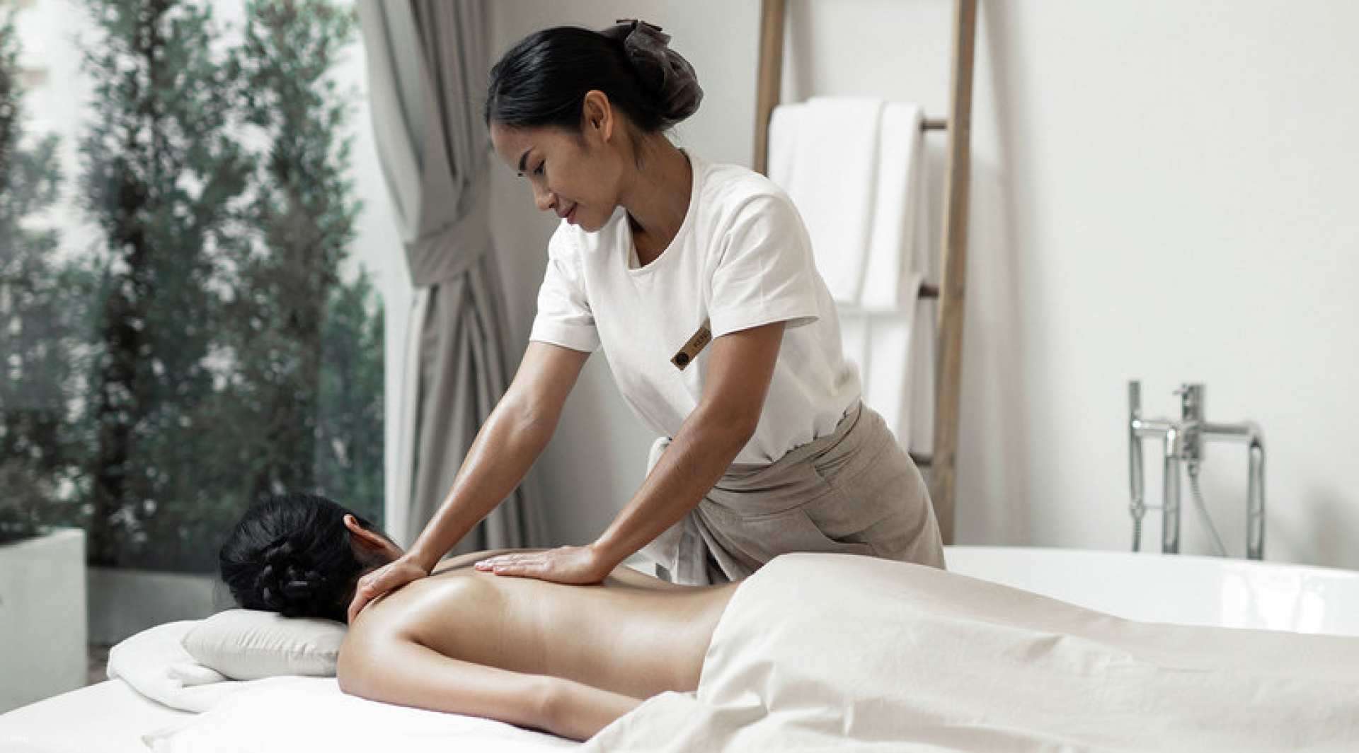 Buy White Wood Green Spa & Wellness: Spa/Massage Treatment | Bangkok Tickets - Special Price 2023