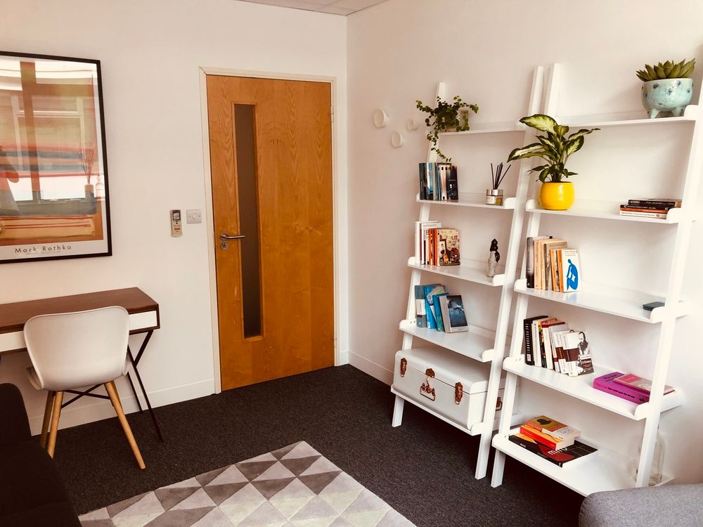 Talking Therapy Room to Rent in London EC2 | UK Therapy Rooms
