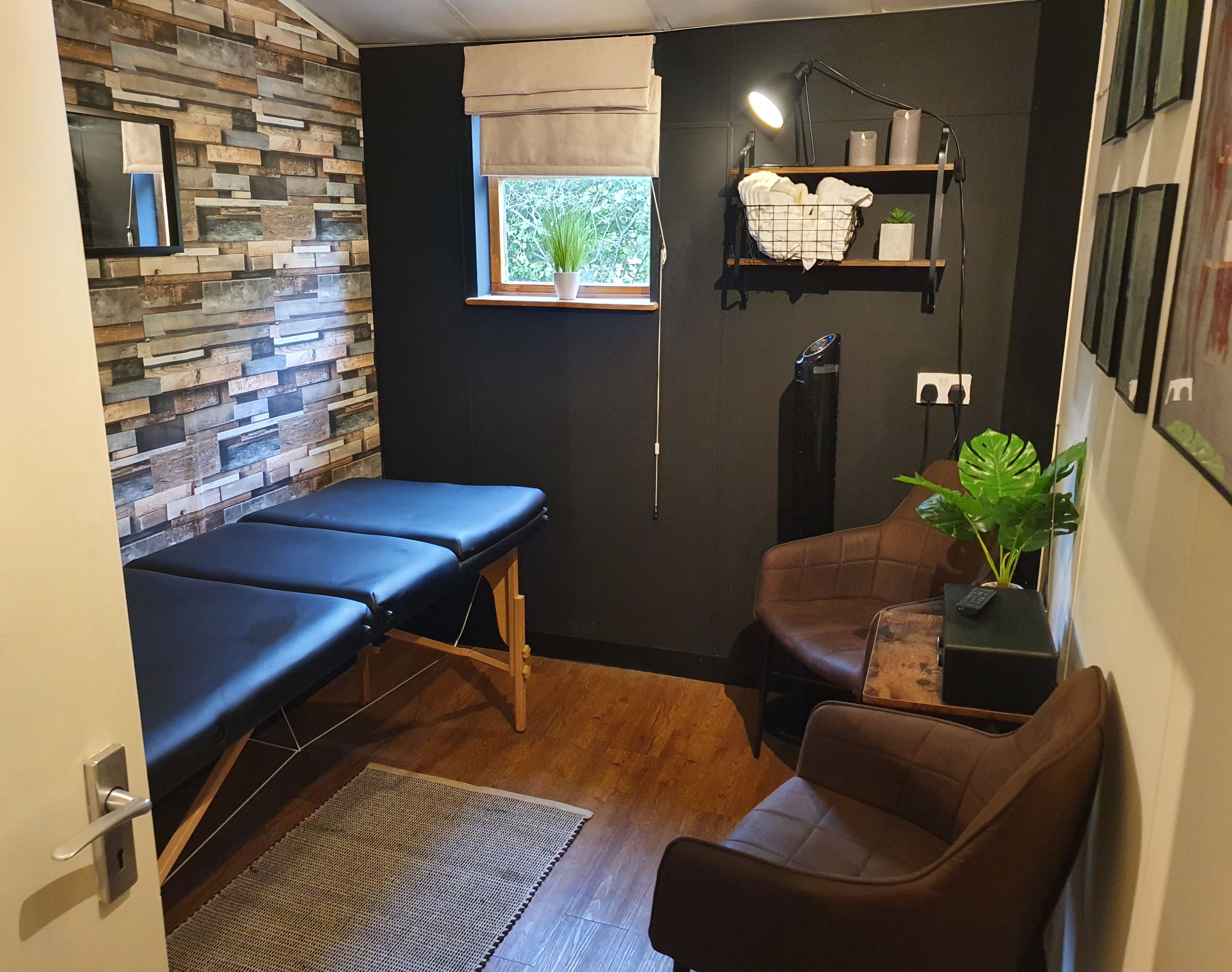 Therapy Rooms to Rent Suitable for Massage Therapists