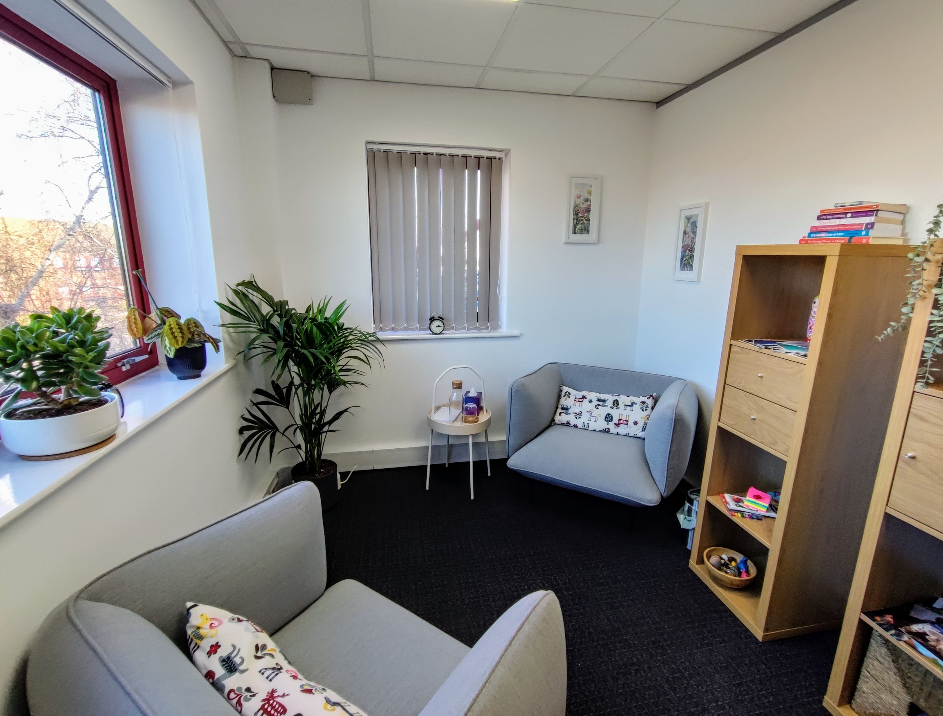 Bright talking therapy room - available Saturdays and Sundays - in York ...