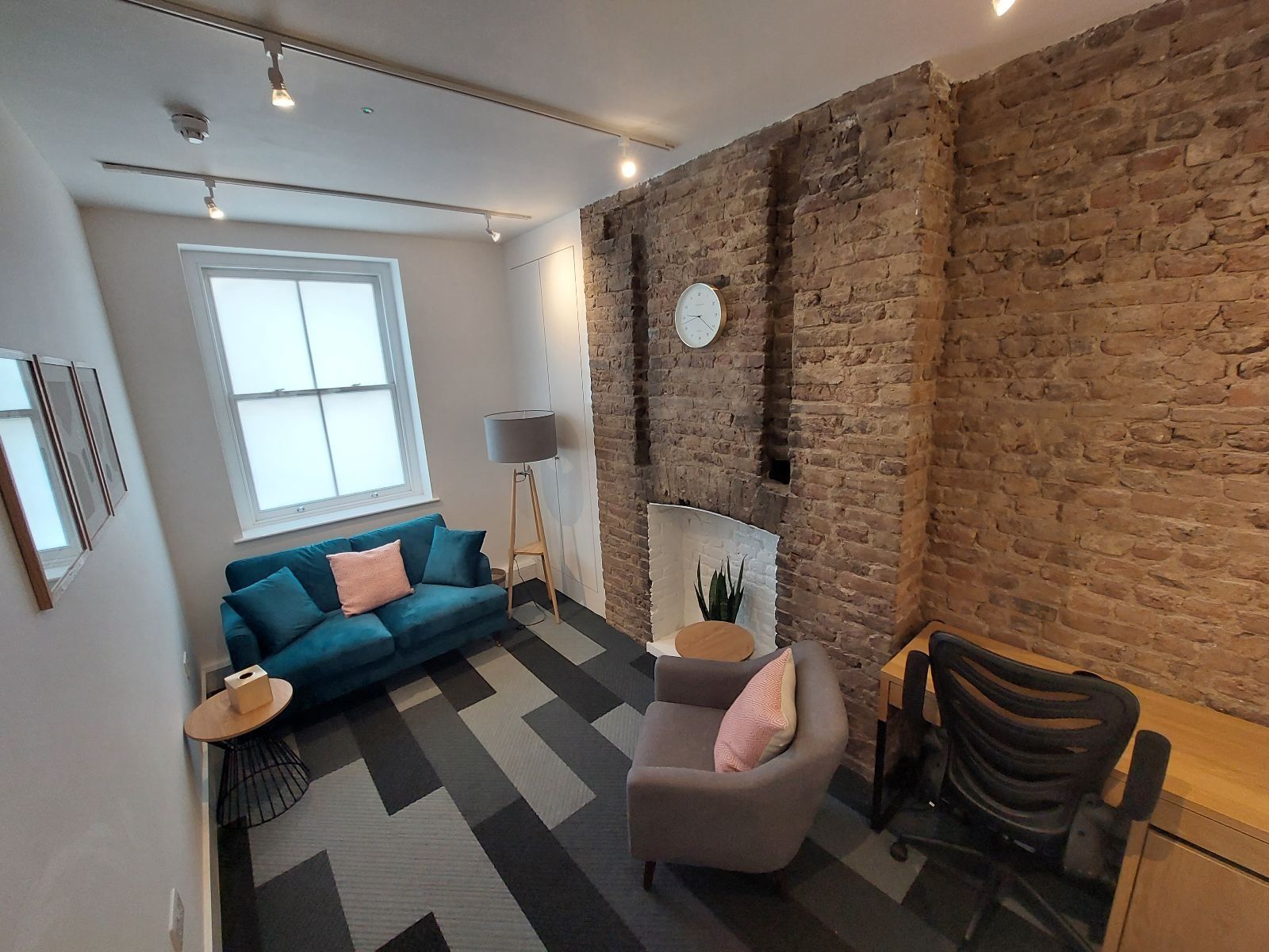 Therapy Room to Rent in London W6 | UK Therapy Rooms
