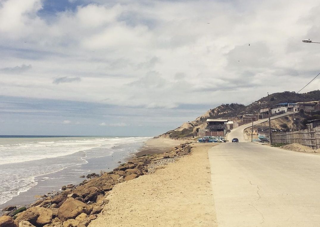 23 Best Beaches in Ecuador (Local Expert's Picks & Photos)