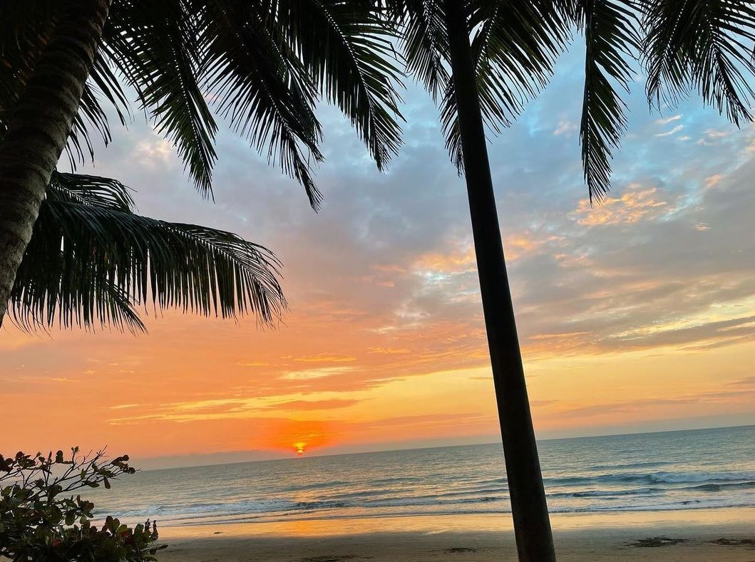 23 Best Beaches in Ecuador (Local Expert's Picks & Photos)