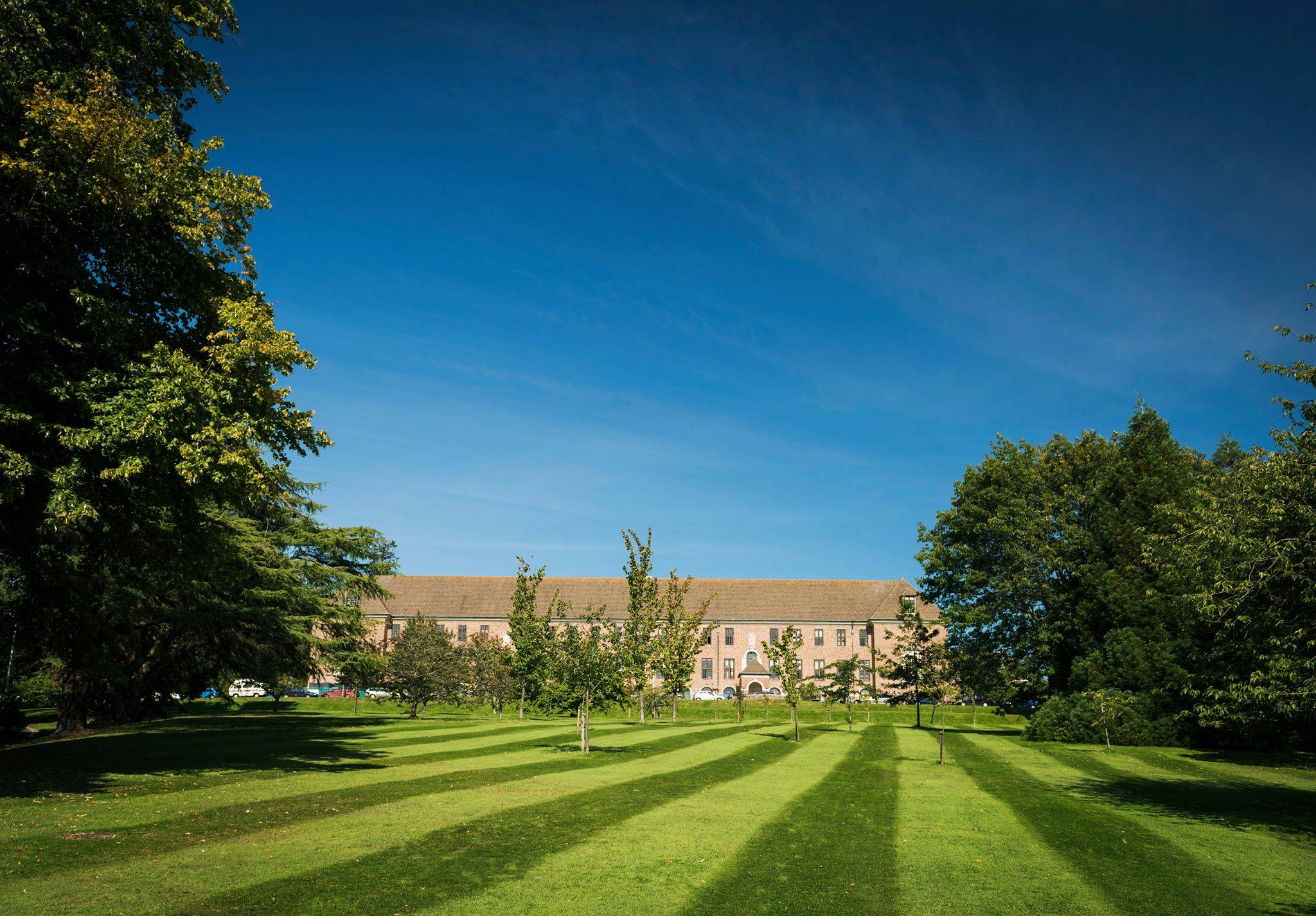University of Exeter : Admission, Ranking, Acceptance Rate, Courses & Fees