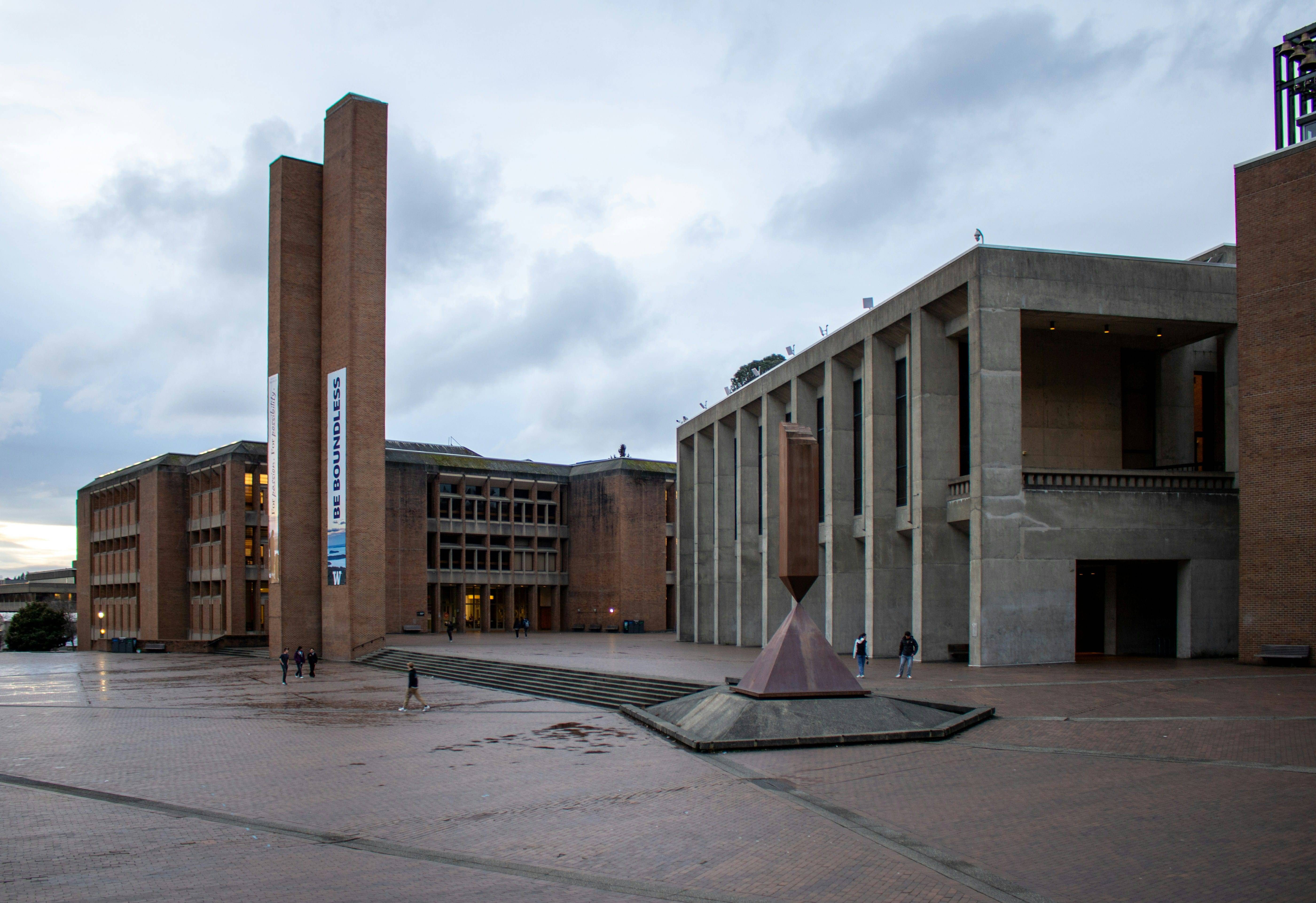 University of Washington: Admissions, Ranking, Acceptance Rate, Courses ...