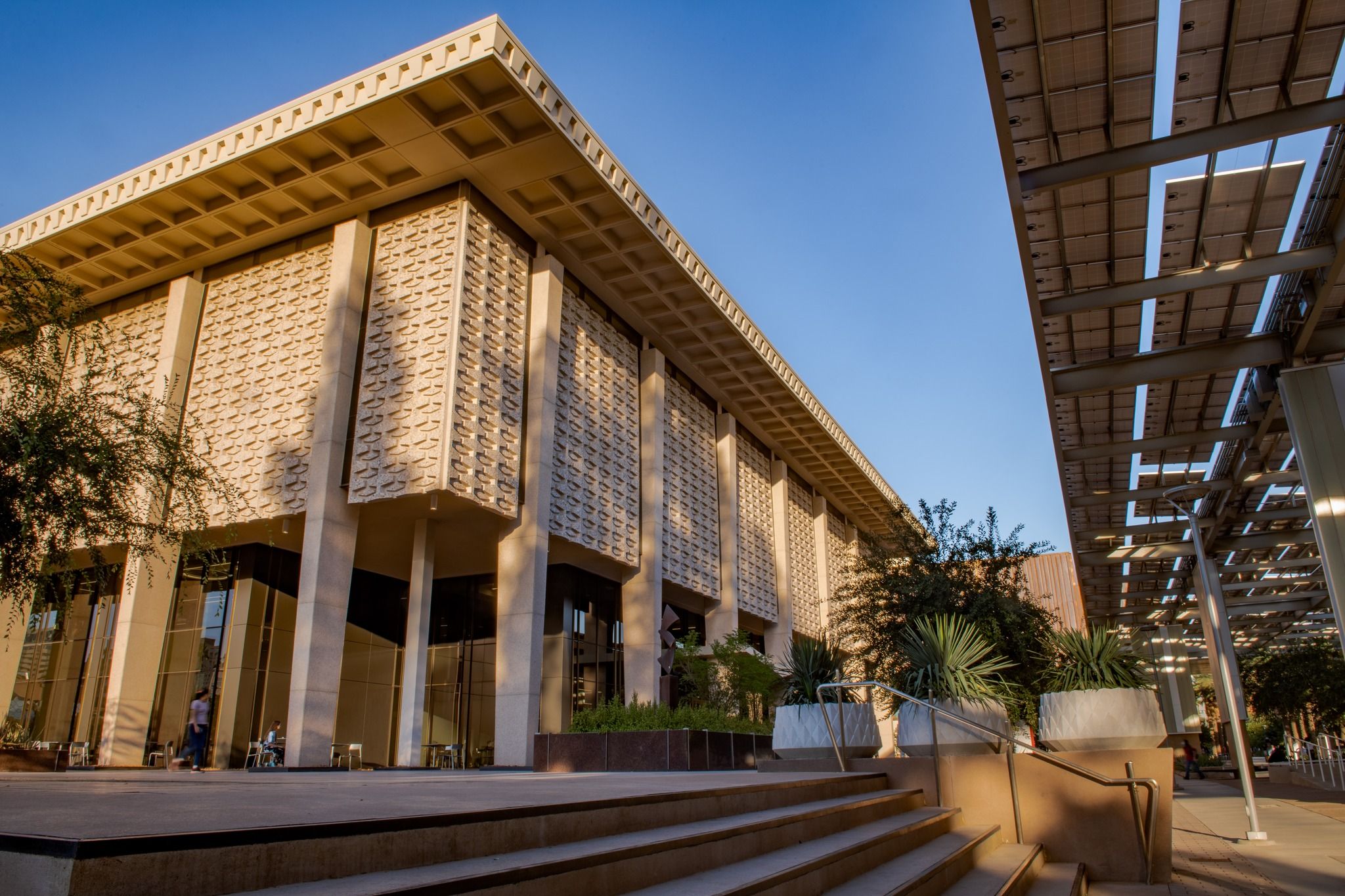 Arizona State University: Admissions, Ranking, Acceptance Rate, Courses ...