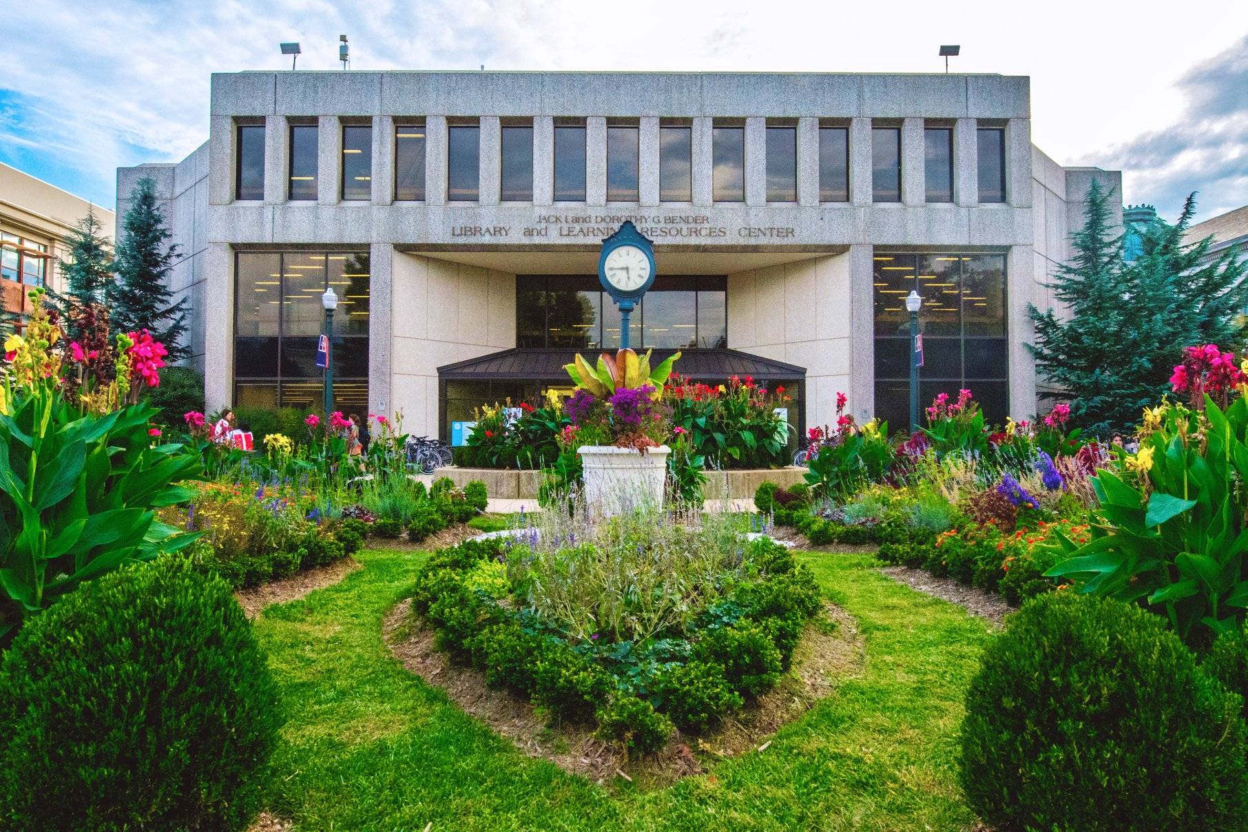 American University: Admissions, Ranking, Acceptance Rate, Courses & Fees