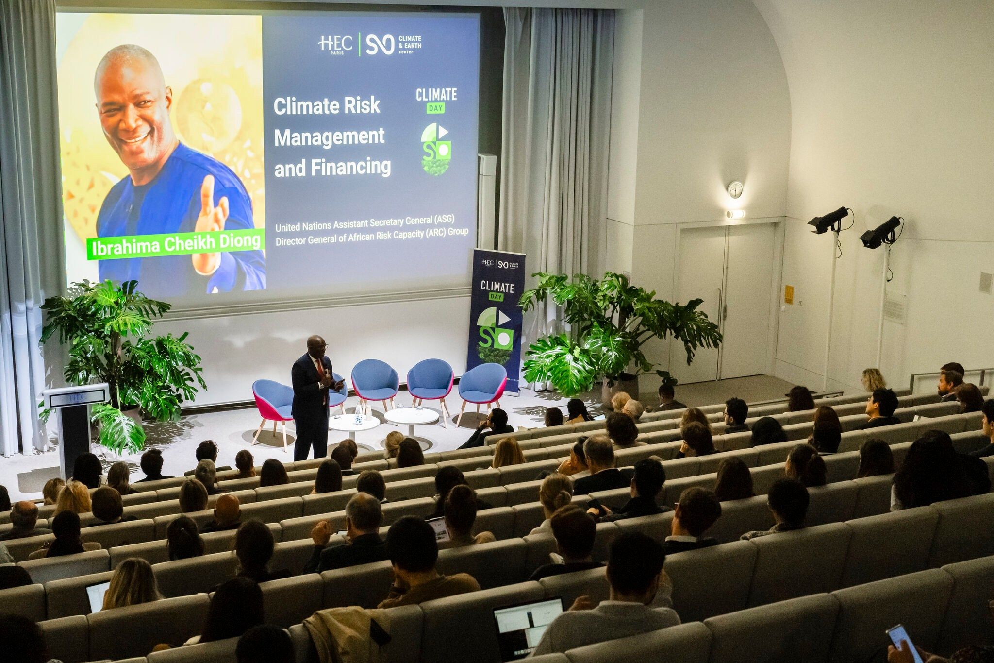 HEC Paris: Admissions, Ranking, Acceptance Rate, Courses & Fees