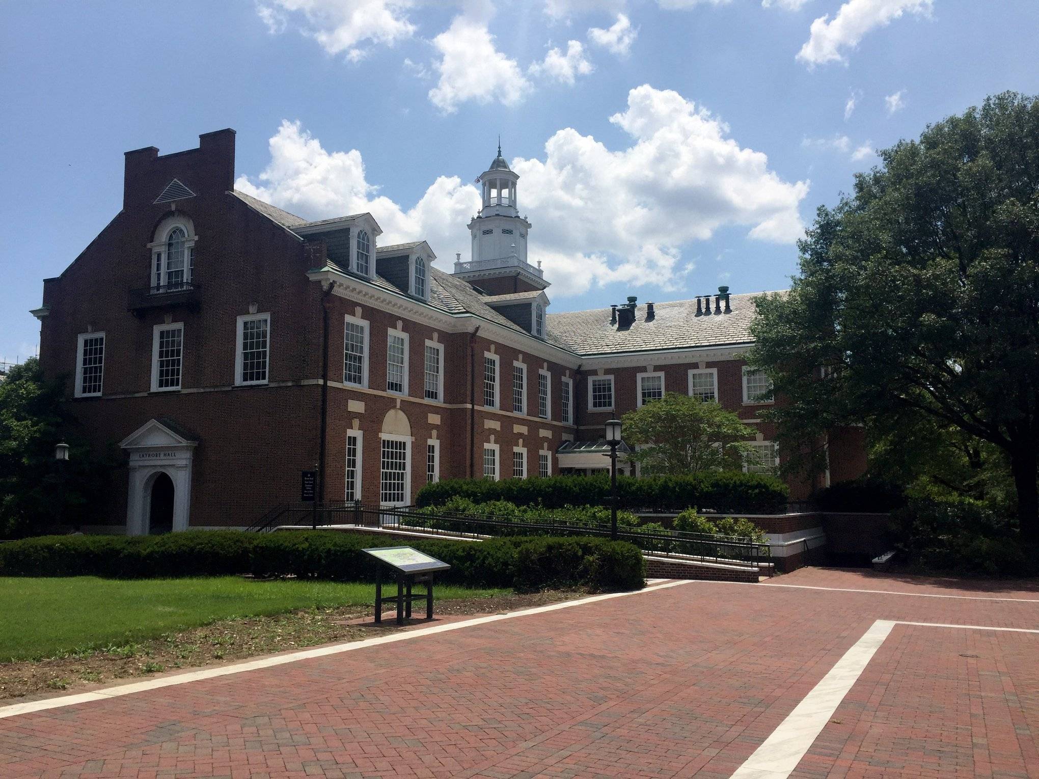 Johns Hopkins University: Admissions, Ranking, Acceptance Rate, Courses ...