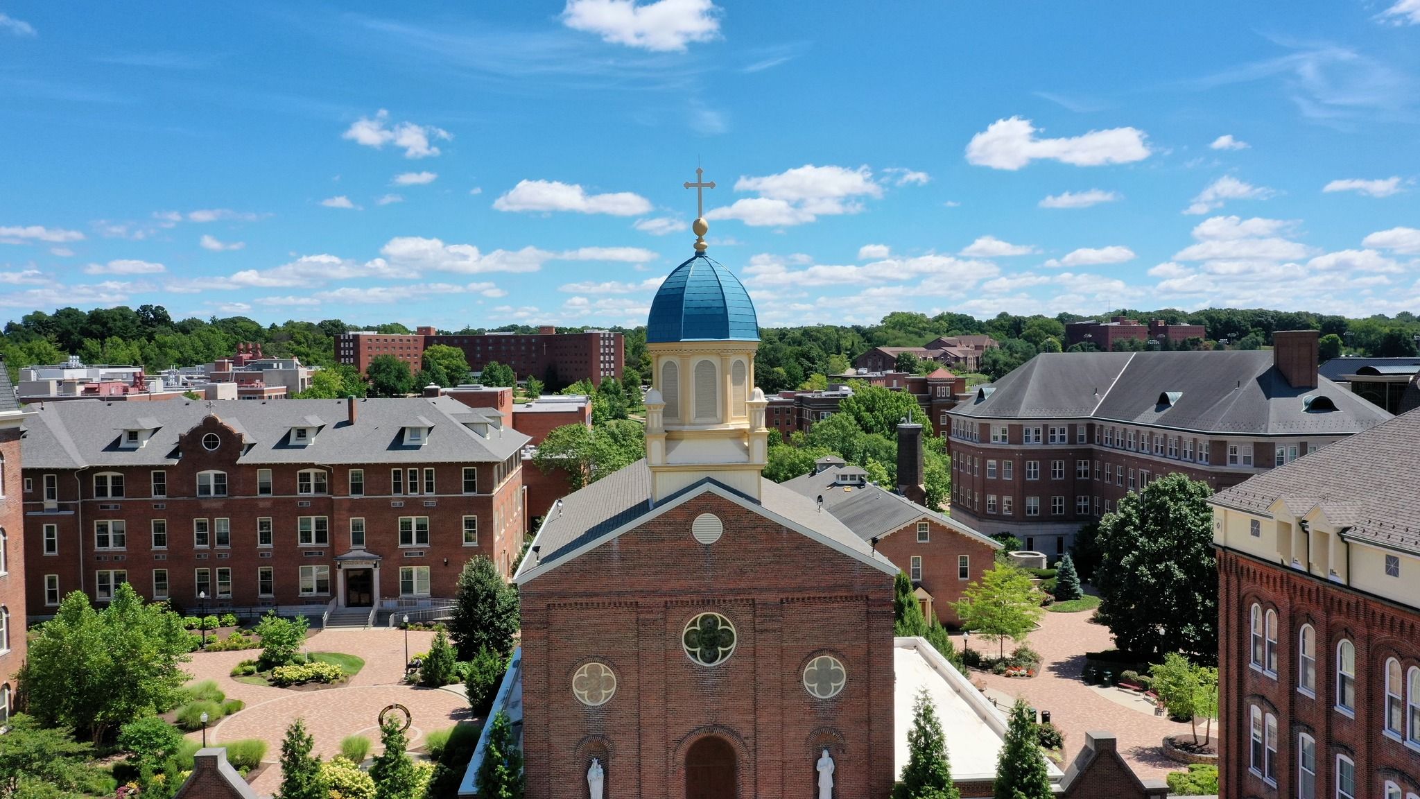 University of Dayton: Admissions, Ranking, Acceptance Rate, Courses & Fees