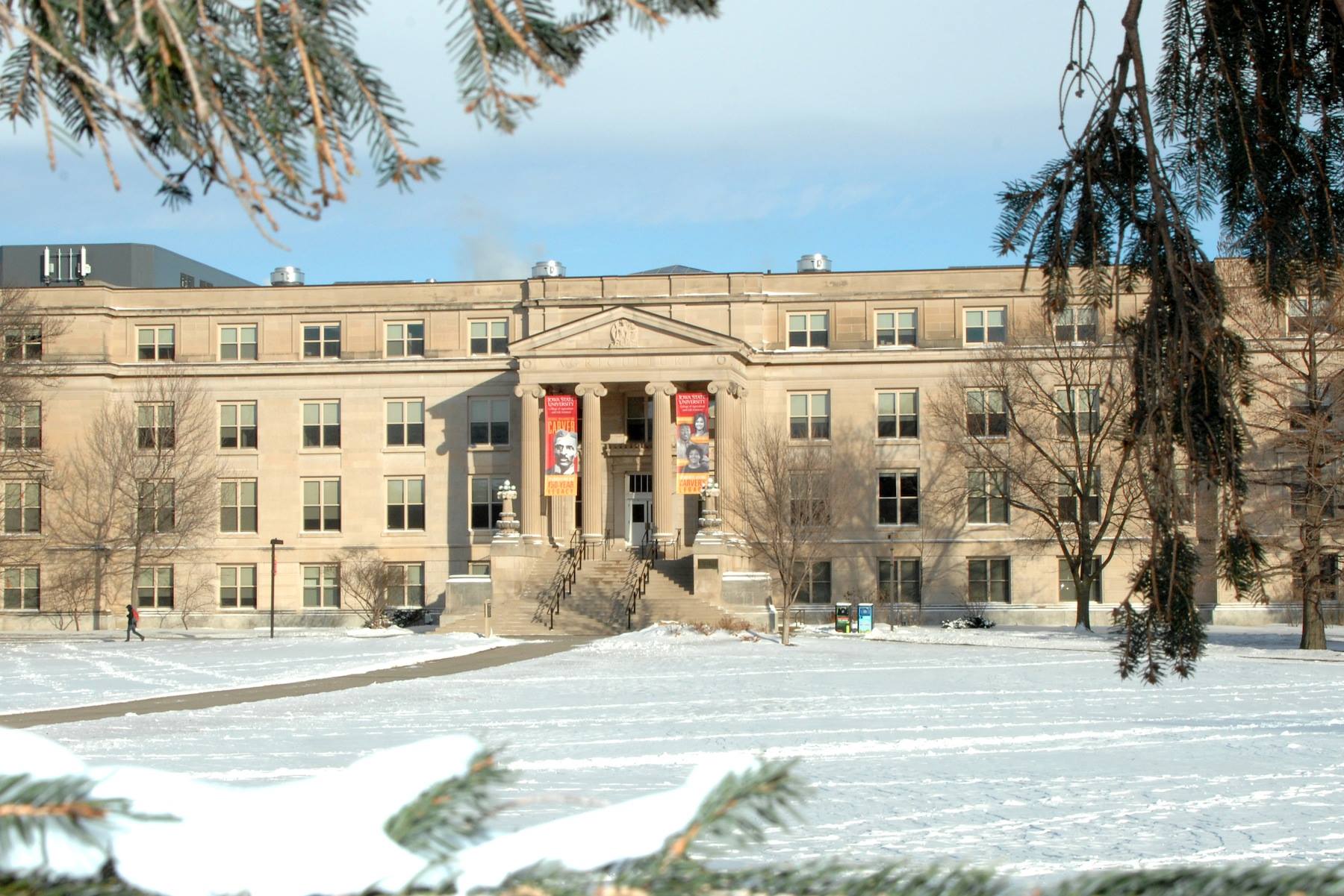 Iowa State University: Admissions, Ranking, Acceptance Rate, Courses & Fees