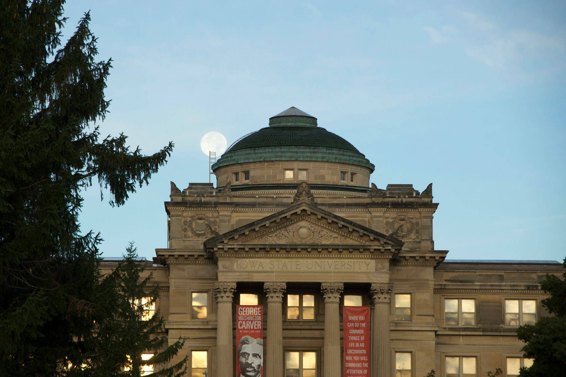 Iowa State University: Admissions, Ranking, Acceptance Rate, Courses & Fees