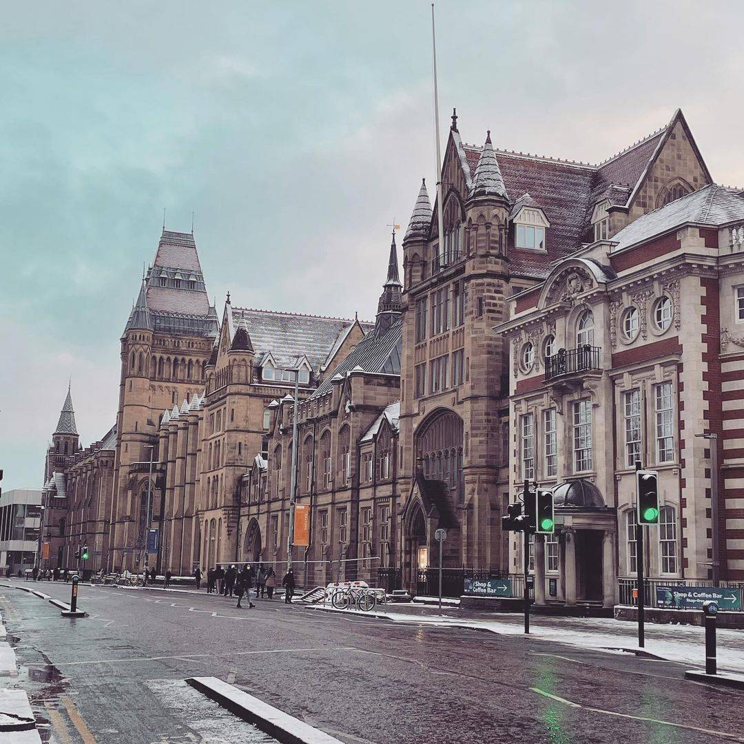 University of Manchester Overview 2025 | Courses & Fees