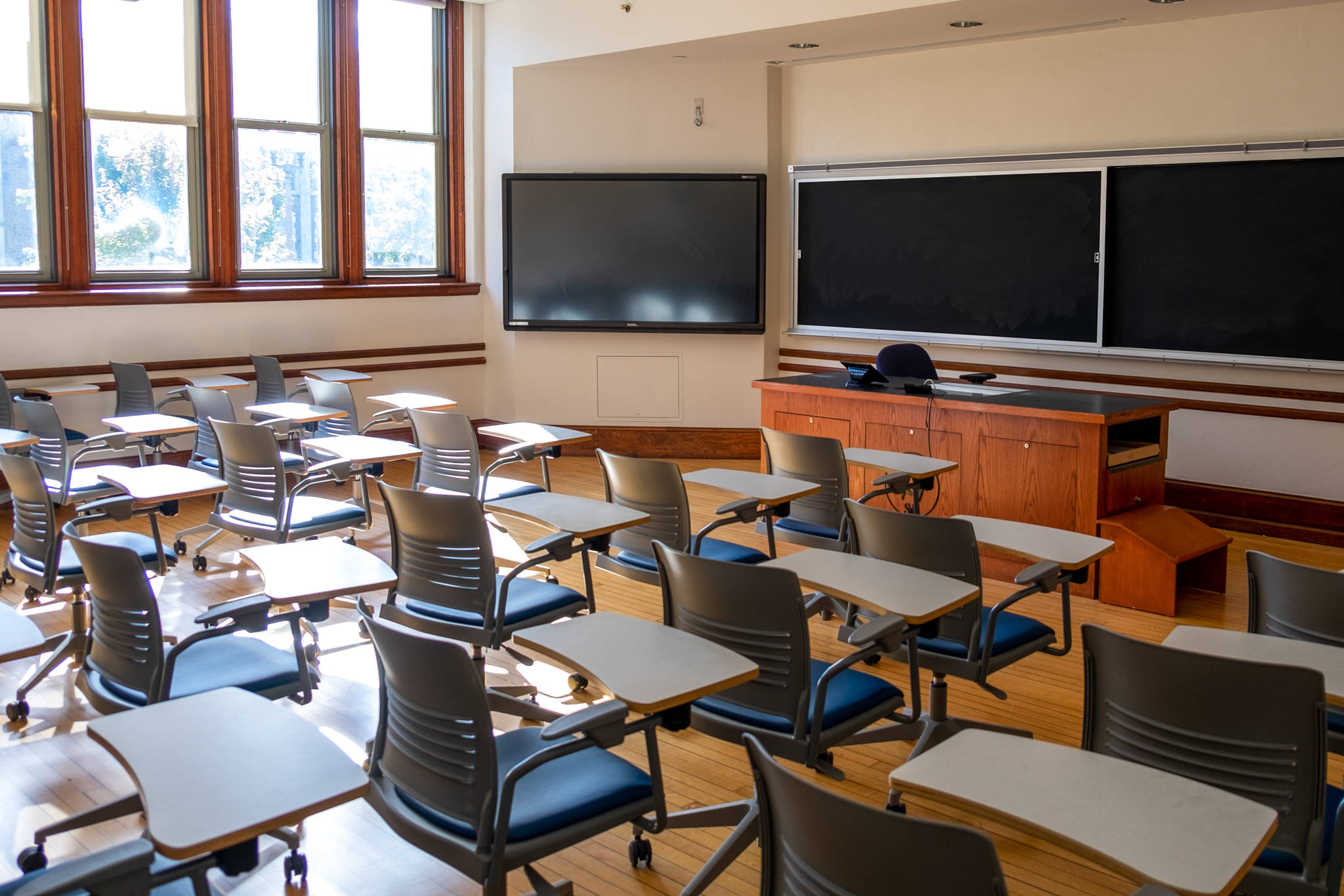 IGlobal University: Admissions, Ranking, Acceptance Rate, Courses & Fees