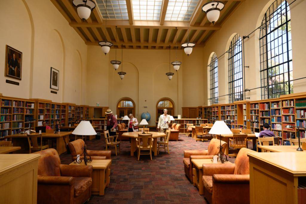 Stanford University : Fees, Acceptance, Placements & More