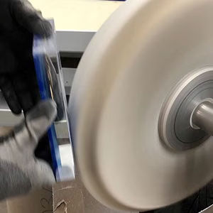 The Art of Polishing Acrylic – Learn how to do it right!