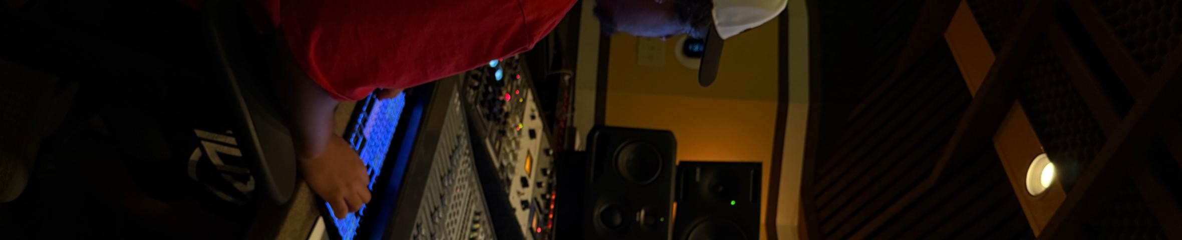 Kozmik Beats: Buy Beats by Kozmik Producer Online | TRAKTRAIN