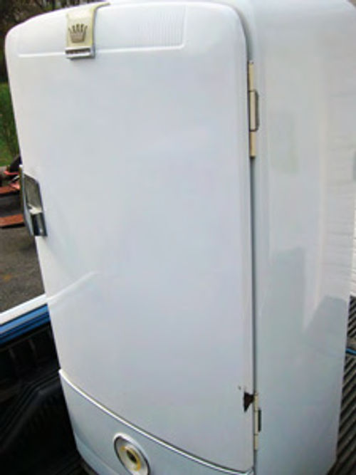 A“Cool” Fridge for Your Garage - AutoRestorer
