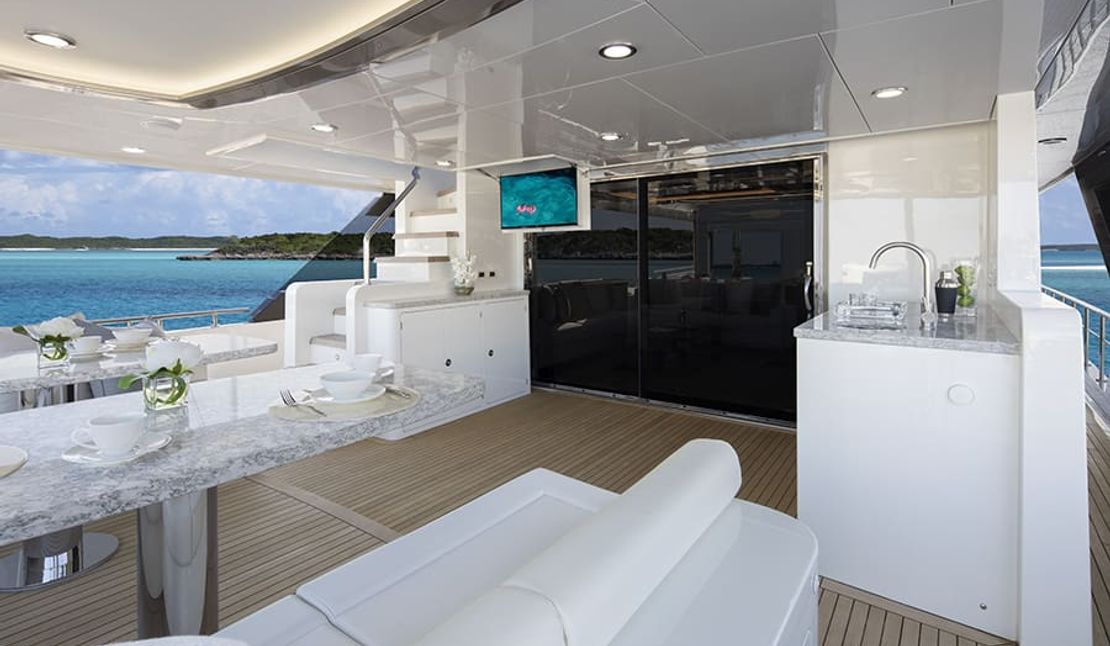 32 Legend Ocean Alexander - ALEXANDER MARINE USA™