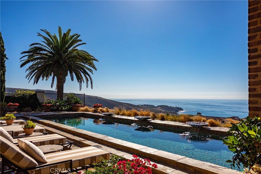 6 Sea Glass Newport Coast, CA 92657 - MLS #NP20237721 - Luxury Estates ...