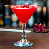 Raspberry Martini Cocktail Recipe - Ingredients & How to Mix | Home Bar ...