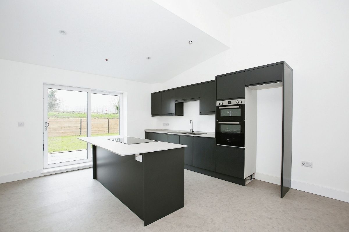 Virtual Staging for an Empty Property - Home Staging and Real Estate ...
