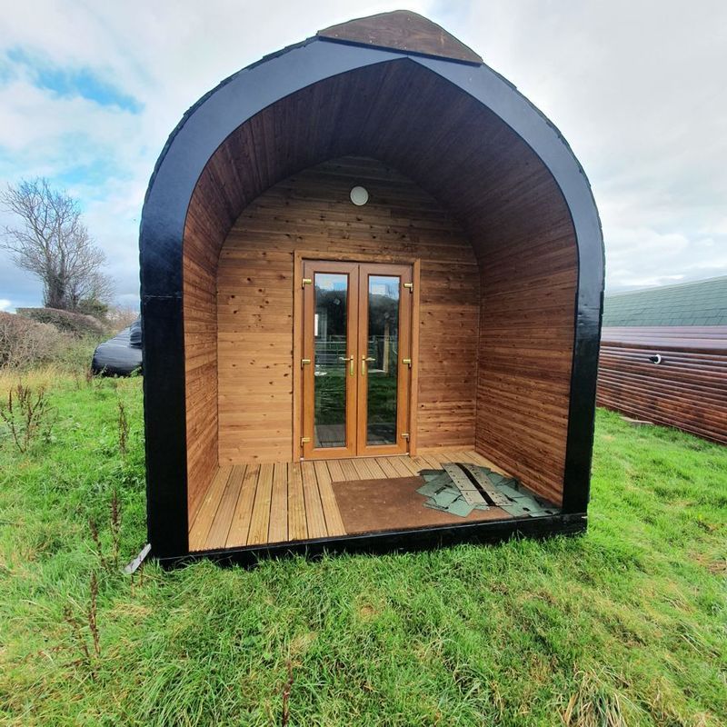 Photoshoot props and styling: Glamping pod - 4-birth - Home Staging and ...
