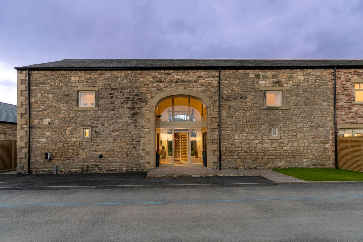 The Hayloft 4 Bedroom Barn Conversion Nr Doncaster - Home Staging and ...