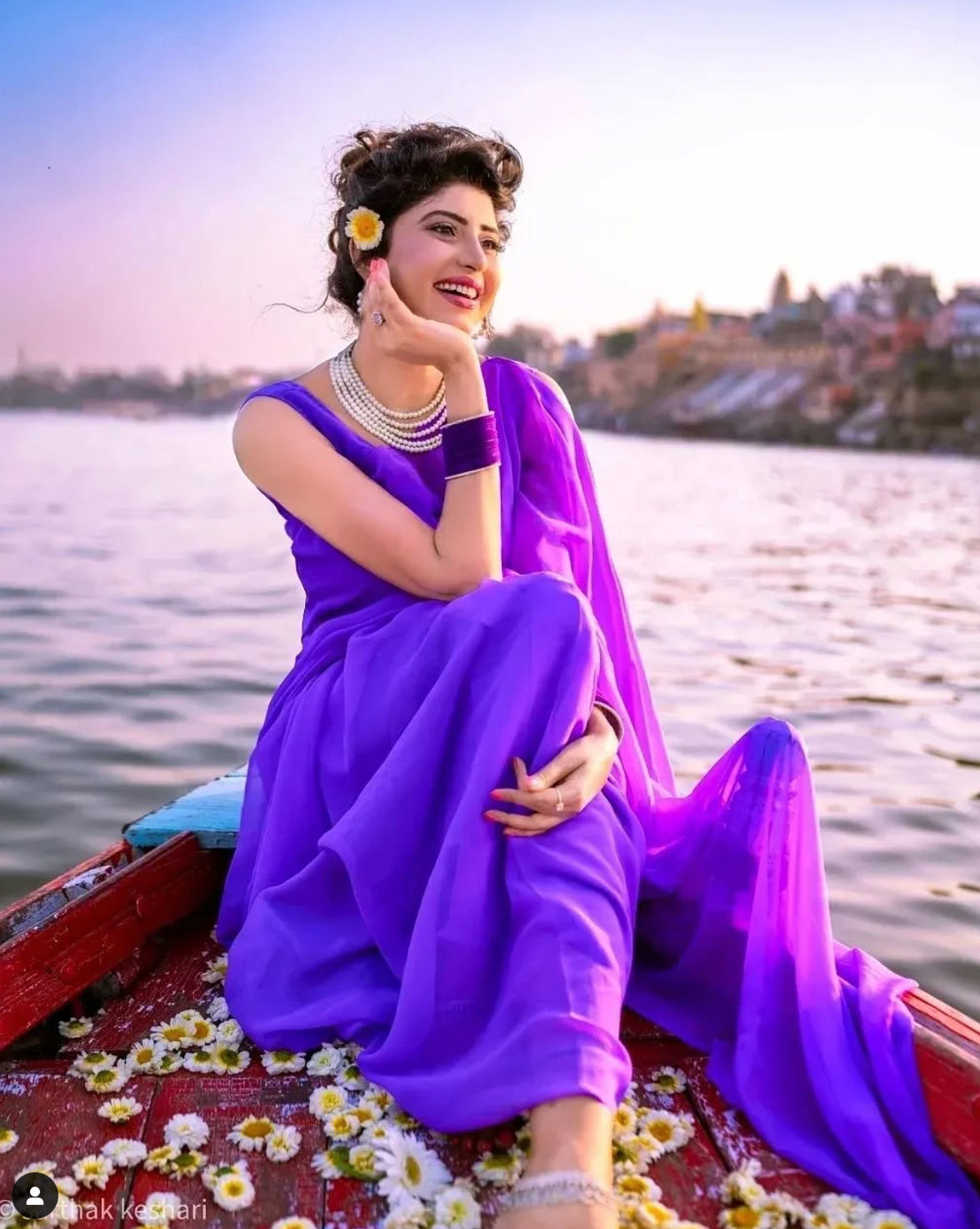 Vindhya Tiwari - Kya Baat Hai Tumhari