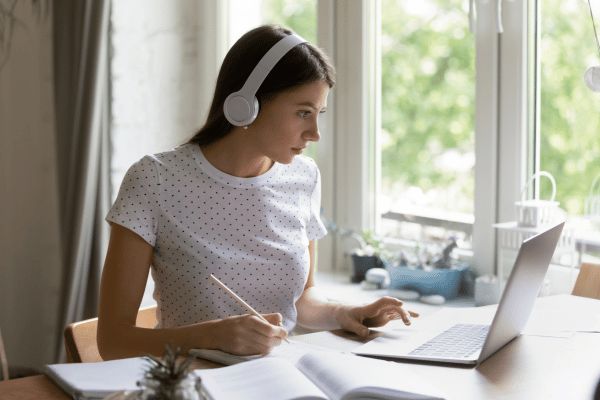 Best Transcription Jobs For Beginners With No Experience