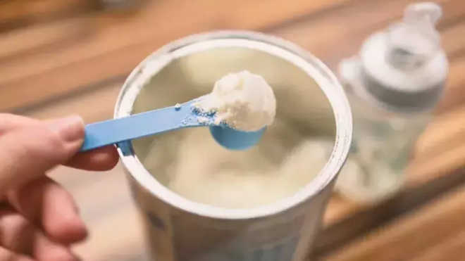 Ini Cara Membuat Susu Formula yang Benar untuk Bayi | Sehat AQUA Ini Cara Membuat Susu Formula yang Benar untuk Bayi | Sehat AQUA
