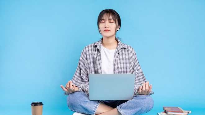 Mengenal 7 Cara Manajemen Stres yang Mudah Dilakukan | Sehat AQUA