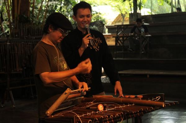 Harmony in Bamboo: Exploring the Enchanting Angklung at Saung Udjo, Bandung