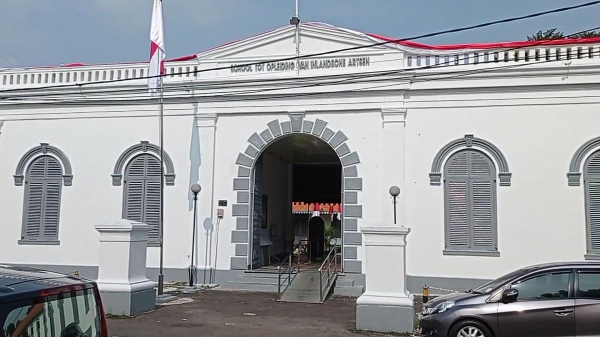 Unveiling the Historical Tapestry: Journey through STOVIA, the First ...