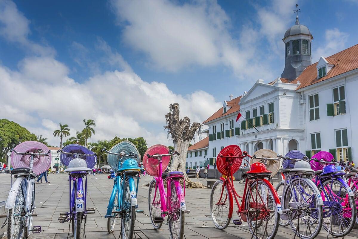 Discover Jakarta with Java Private Tour: A City that Never Sleeps